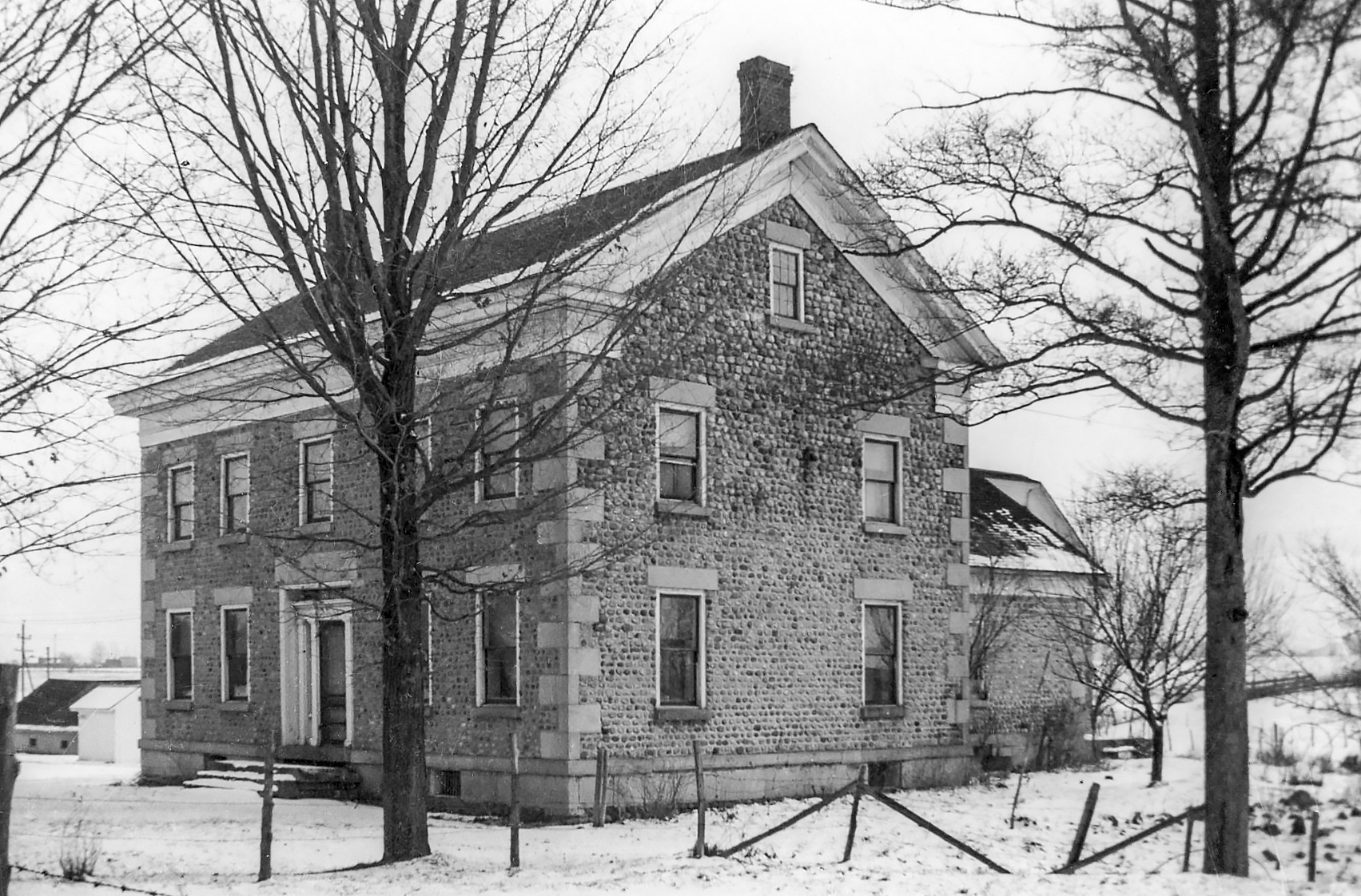 Mad-4 181005 Cobblestone Photographs Catalog